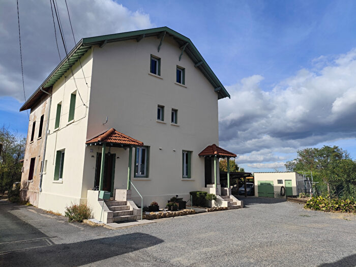 Maison 7 pièces à vendre à Saint-Pierre-la-Palud