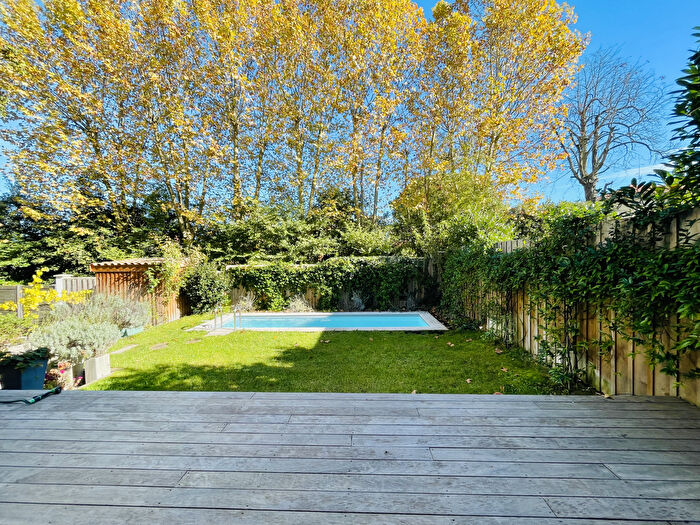 Maison à vendre - Talence, Fauvettes, Peylanne, Plume - 5 pièces - 3 chambres