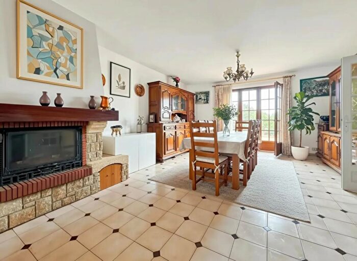 Maison à vendre - Thézan-des-Corbières - 7 pièces - 4 chambres