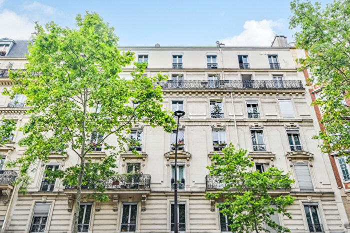 Paris 18ème, Jules Joffrin - Appartement 3 pièces à vendre