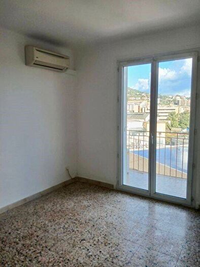Appartement à louer - Lupino, Bastia - 3 pièces - 2 chambres