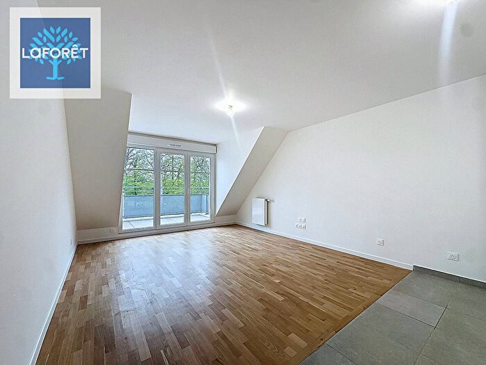 Appartement à louer - La Faisanderie, LIsle-Adam - 2 pièces - 1 chambre