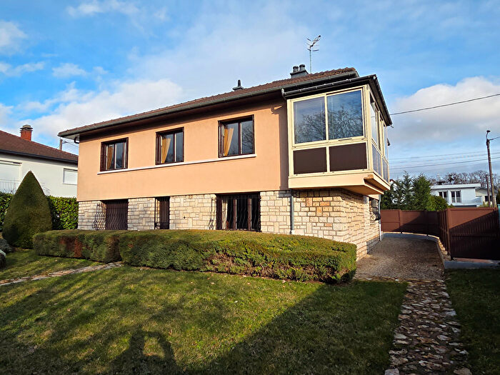 Maison à vendre - Dijon, Perrières - 6 pièces - 4 chambres