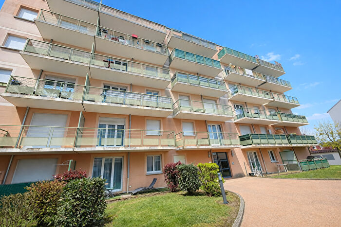 Appartement à vendre - Limoges, Centre-ville, Hôtel de Ville, Emailleurs - 2 pièces - 1 chambre