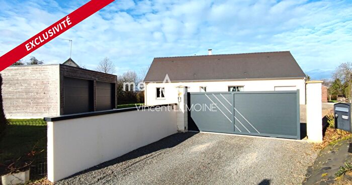 Maison à vendre - Isigny-le-Buat - 6 pièces - 4 chambres