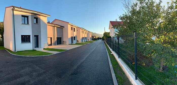 Maison à vendre - Froges - 5 pièces - 4 chambres