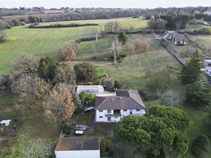 Maison à vendre - Launaguet - 8 pièces - 5 chambres