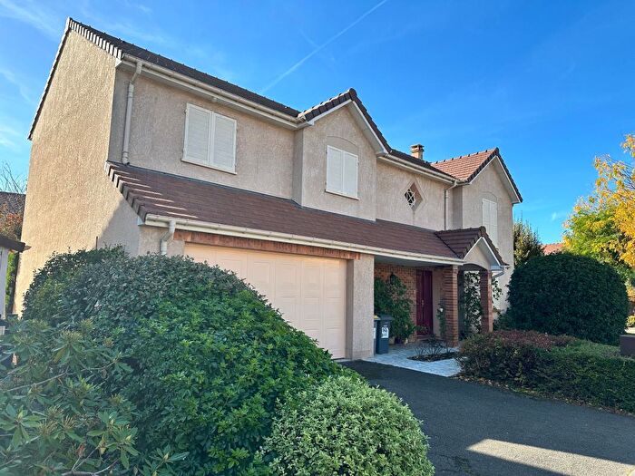 Maison à vendre - Guyancourt, LEurope - 5 pièces - 4 chambres