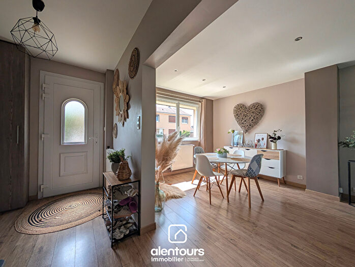 Maisons à vendre et appartements à louer - 2