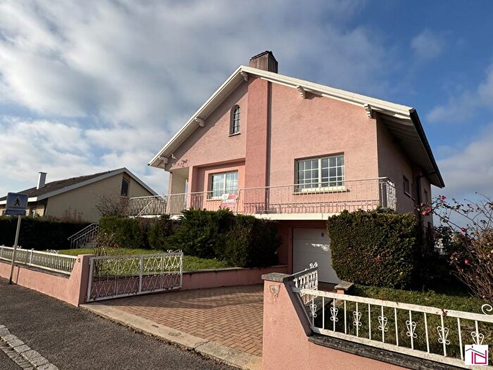 Maison à vendre - Riedisheim, Centre-ville - 5 pièces - 3 chambres