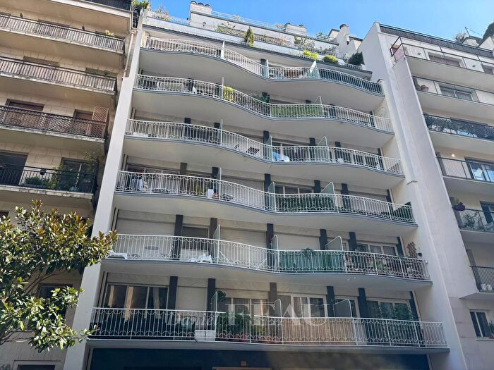 Appartement à vendre - Paris e , Muette-Nord, Trocadéro - 1 pièce