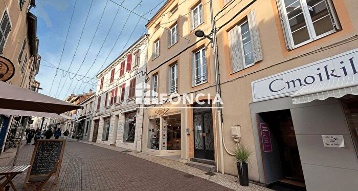 Appartement 3 pièces à Le Centre-Centre Ville, Roanne, à louer