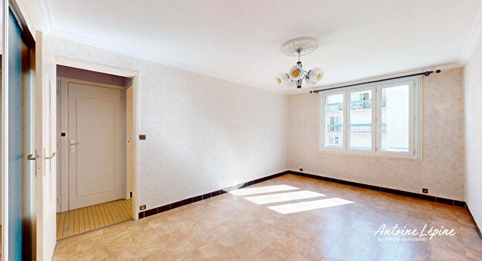 Appartement 3 pièces à vendre à Lyon 8ème, Etats Unis