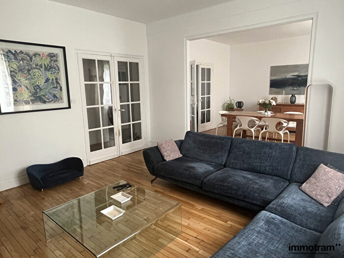 Appartement à vendre - La Madeleine - 3 pièces - 2 chambres