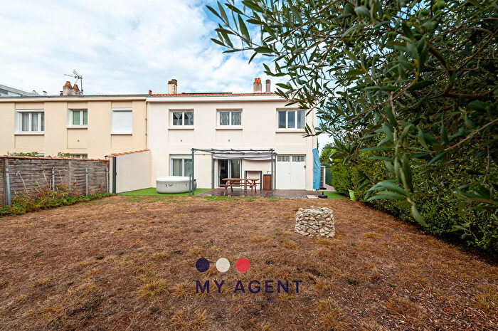 La Rochelle, Mireuil, Saint-Maurice : Maison 7 pièces à vendre