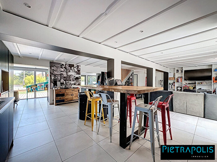 Maison à vendre - Chaponost - 6 pièces - 4 chambres