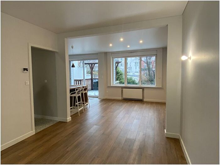 Maison à louer - La Madeleine, Grand Boulevard - 7 pièces - 6 chambres