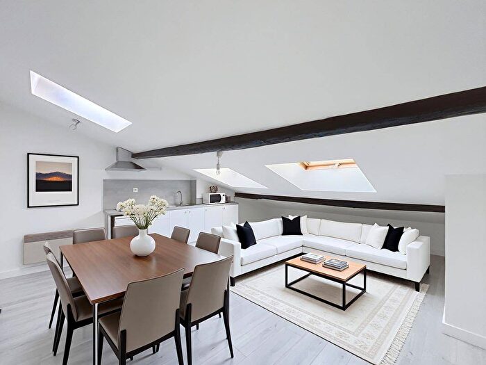 Appartement à louer - Centre Ville-Charles III, Nancy - 2 pièces - 1 chambre