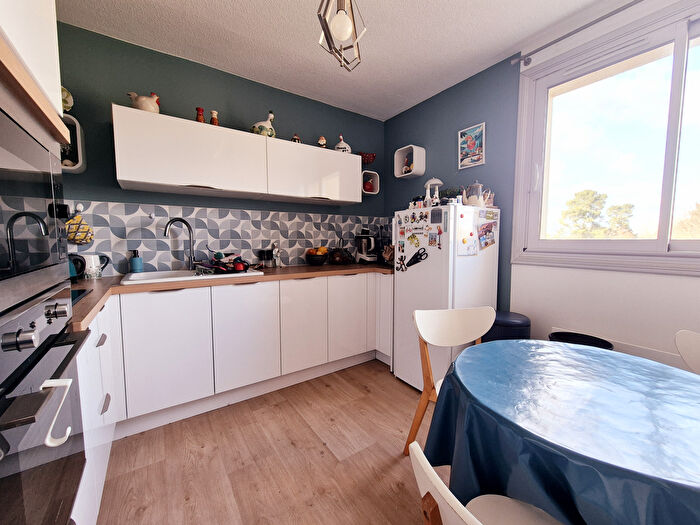 Appartement à vendre - Pessac, CCLAPS, La Châtaigneraie - 3 pièces - 2 chambres