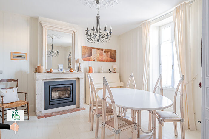 Maison à vendre - Luçon - 7 pièces - 4 chambres