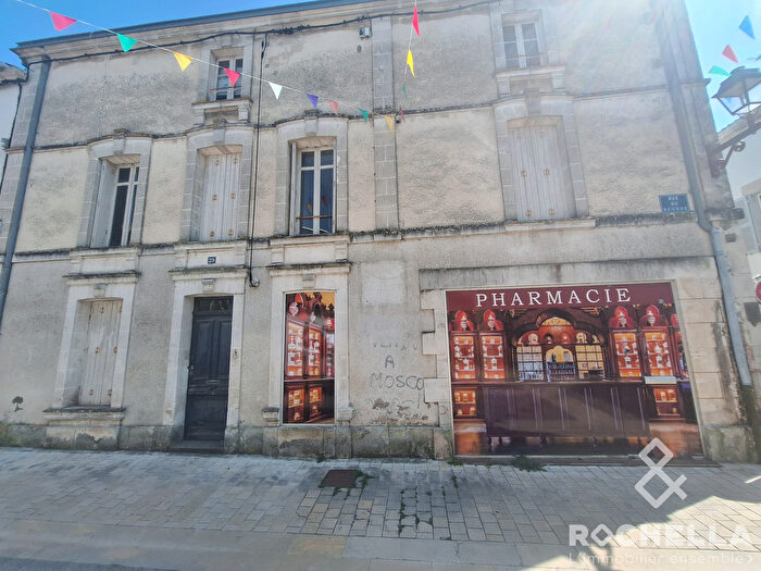 Maison à vendre - Marans - 8 pièces - 5 chambres