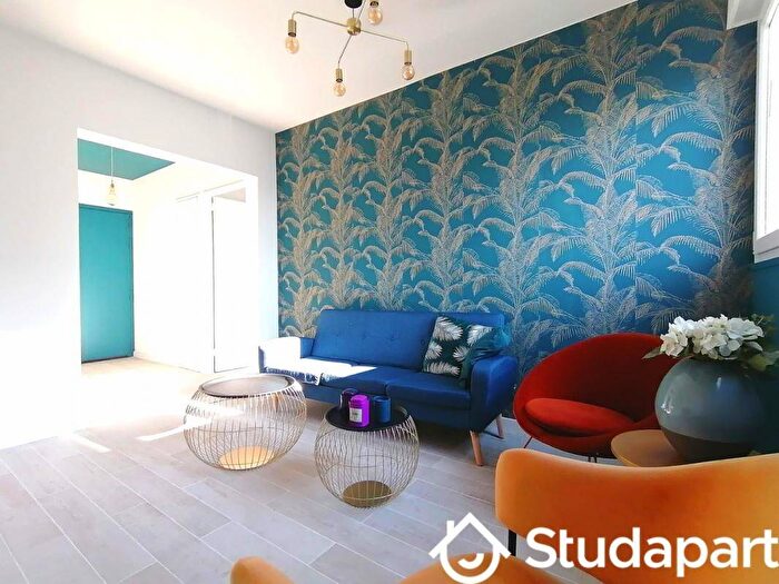 Appartement à louer - Paul Herbe, Sarcelles - 1 pièce - 5 chambres