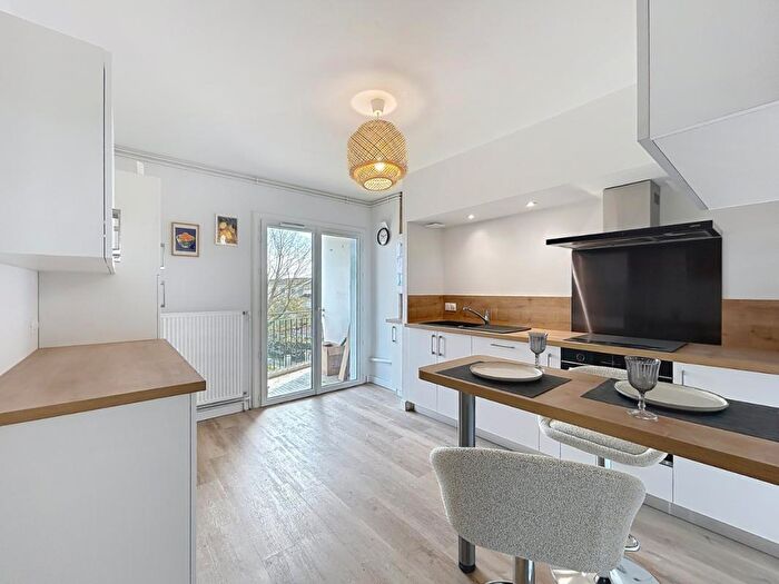 Appartement 4 pièces à louer - Le Passage