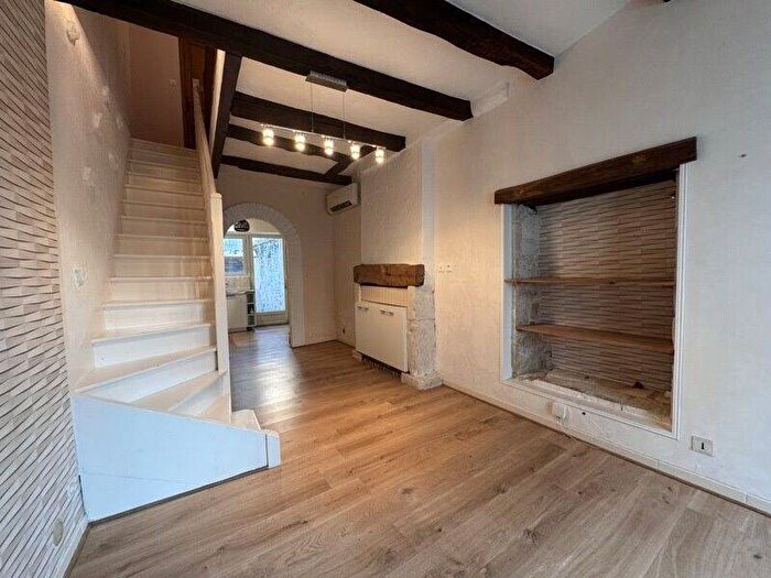 Appartement à louer - Descartes - 2 pièces - 1 chambre