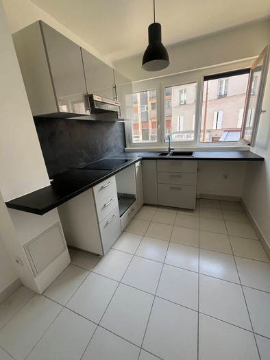 Appartement 3 pièces à Jean Moulin-Porte d'Orléans, Paris 14ème arrondissement, à louer