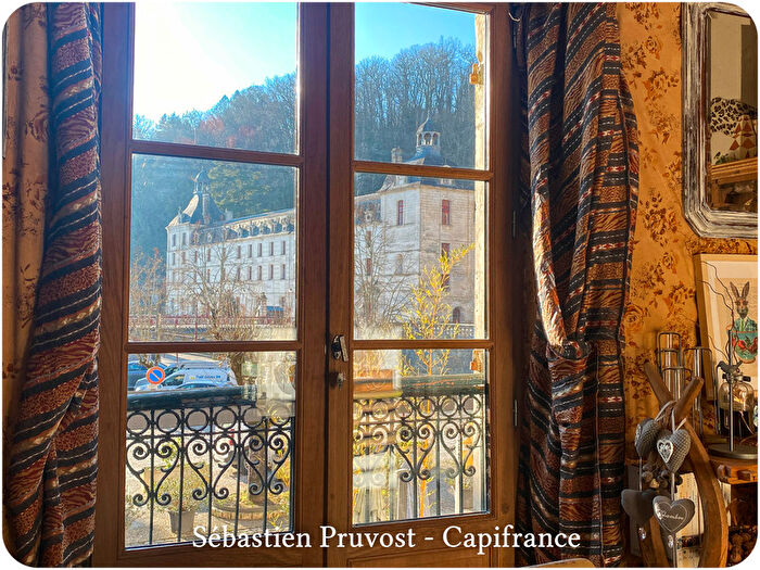 Maison à vendre - Brantôme - 8 pièces - 4 chambres