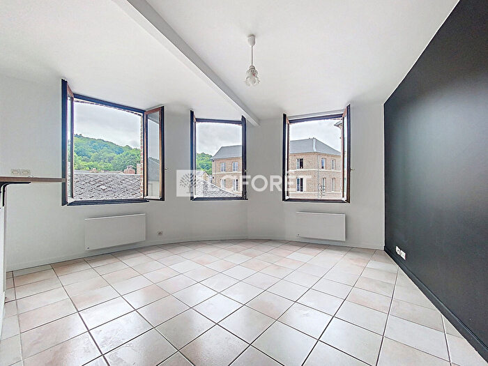 Appartement à louer - Elbeuf, Blin et Blin - 1 pièce