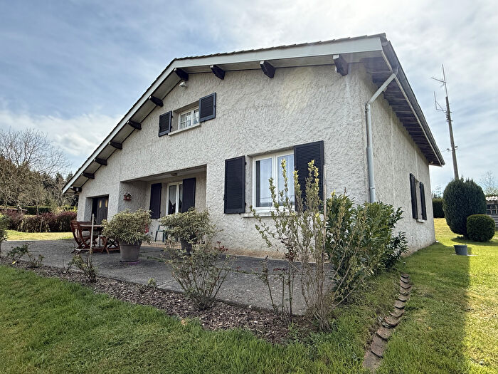 Maison à vendre - Celles-sur-Durolle - 4 pièces - 3 chambres
