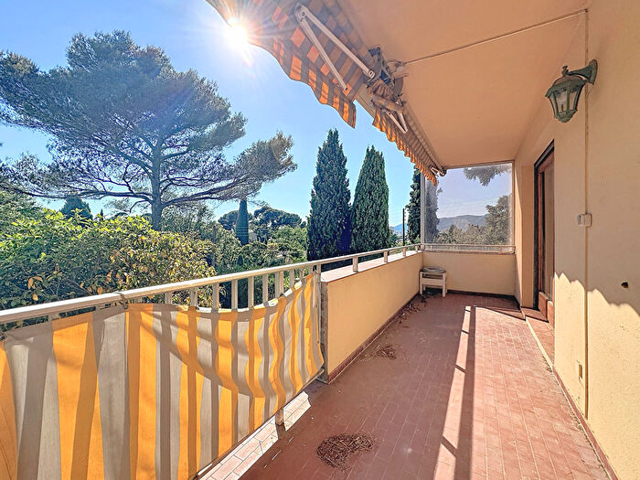 Appartement 3 pièces à Toulon, Le Cap Brun, Le Petit Bois, à vendre