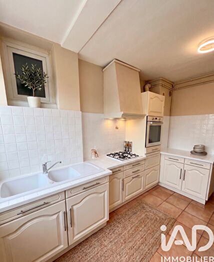 Appartement à vendre - Nîmes, Ville Active - 3 pièces - 2 chambres