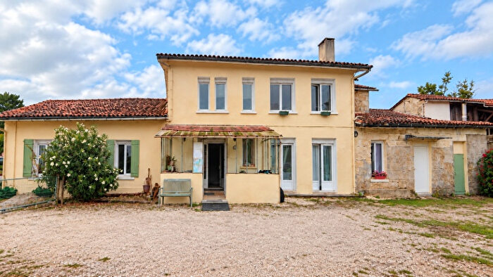 Maison 8 pièces à vendre à Chenaud