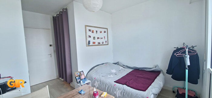 Quartiers Ouest, Bourg l'Evesque - Appartement 1 pièce à louer