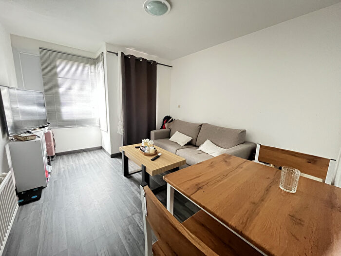 Grenoble, Village Olympique : Appartement 1 pièce à vendre