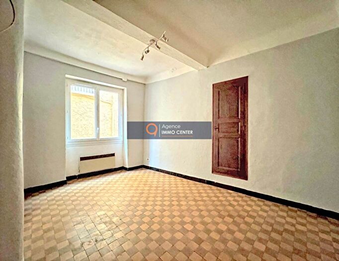 Appartement à louer - Sollies Toucas - 2 pièces - 1 chambre