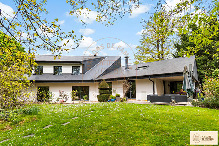 Maison à vendre - Vaucresson - 7 pièces - 5 chambres