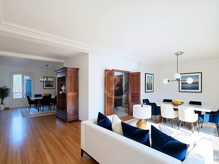 Maison à vendre - Perpignan, Les Remparts - 7 pièces - 5 chambres