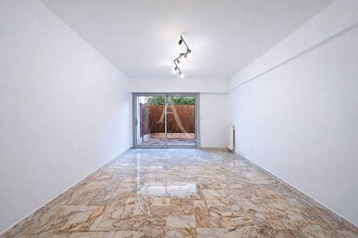 Saint Barthelemy, Nice - Appartement 3 pièces à louer
