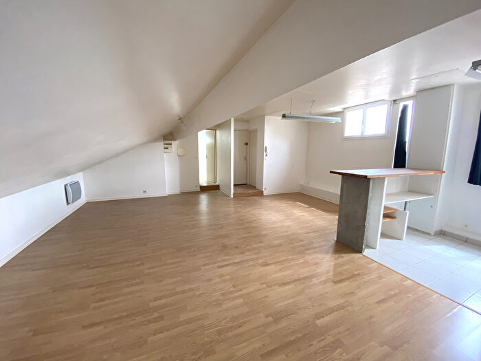 Appartement à louer - Bordeaux, Saint-Christoly - 2 pièces - 1 chambre