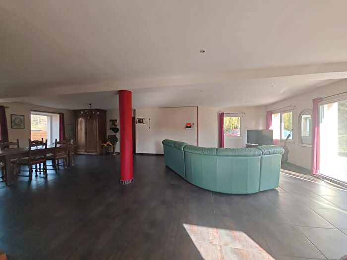 Maison 7 pièces à Baguer-Morvan, à vendre