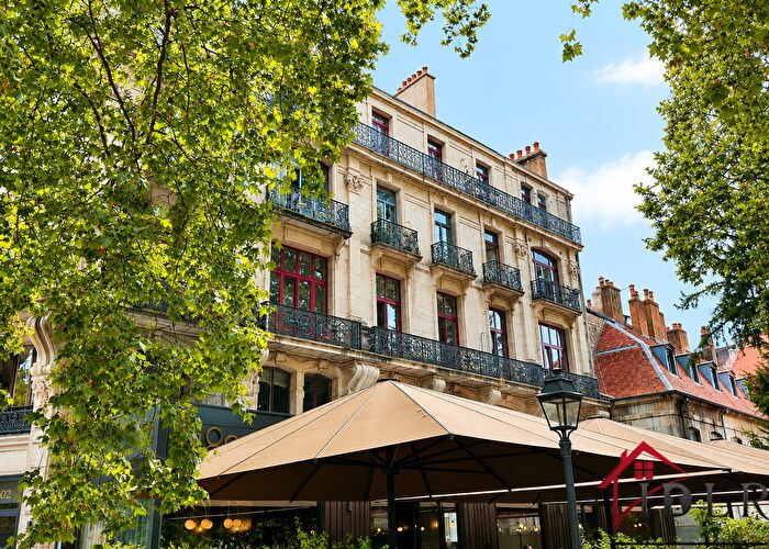 Appartement 5 pièces à Besançon, Boucle, Chapelle des Buis, à vendre