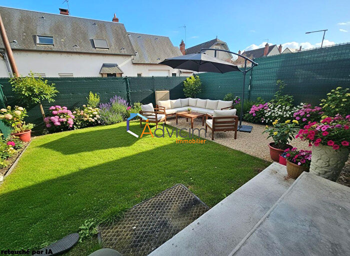 Appartement à vendre - Saint-Jean-de-la-Ruelle, Charles Beauhaire, Paul Doumer, Mairie - 3 pièces - 2 chambres