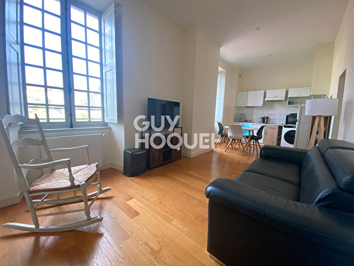Appartement 3 pièces à Fontenay-le-Comte, Commerce, Marchoux, à louer