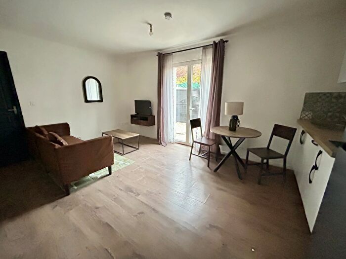 Appartement à louer - Saint-Quentin, Saint-Martin, Oëstres - 2 pièces - 1 chambre