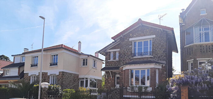 Maison 4 pièces à louer - Villemomble, Les Coquetiers