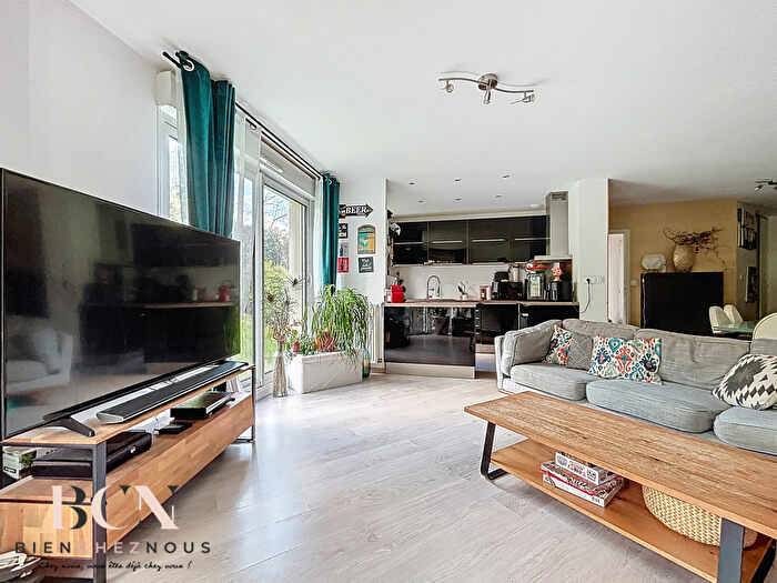 Appartement à vendre - Montsoult - 3 pièces - 2 chambres