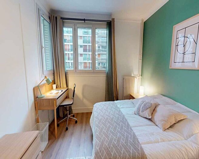 Appartement à louer - Clichy-Batignolles, Paris ème arrondissement - 5 pièces - 5 chambres